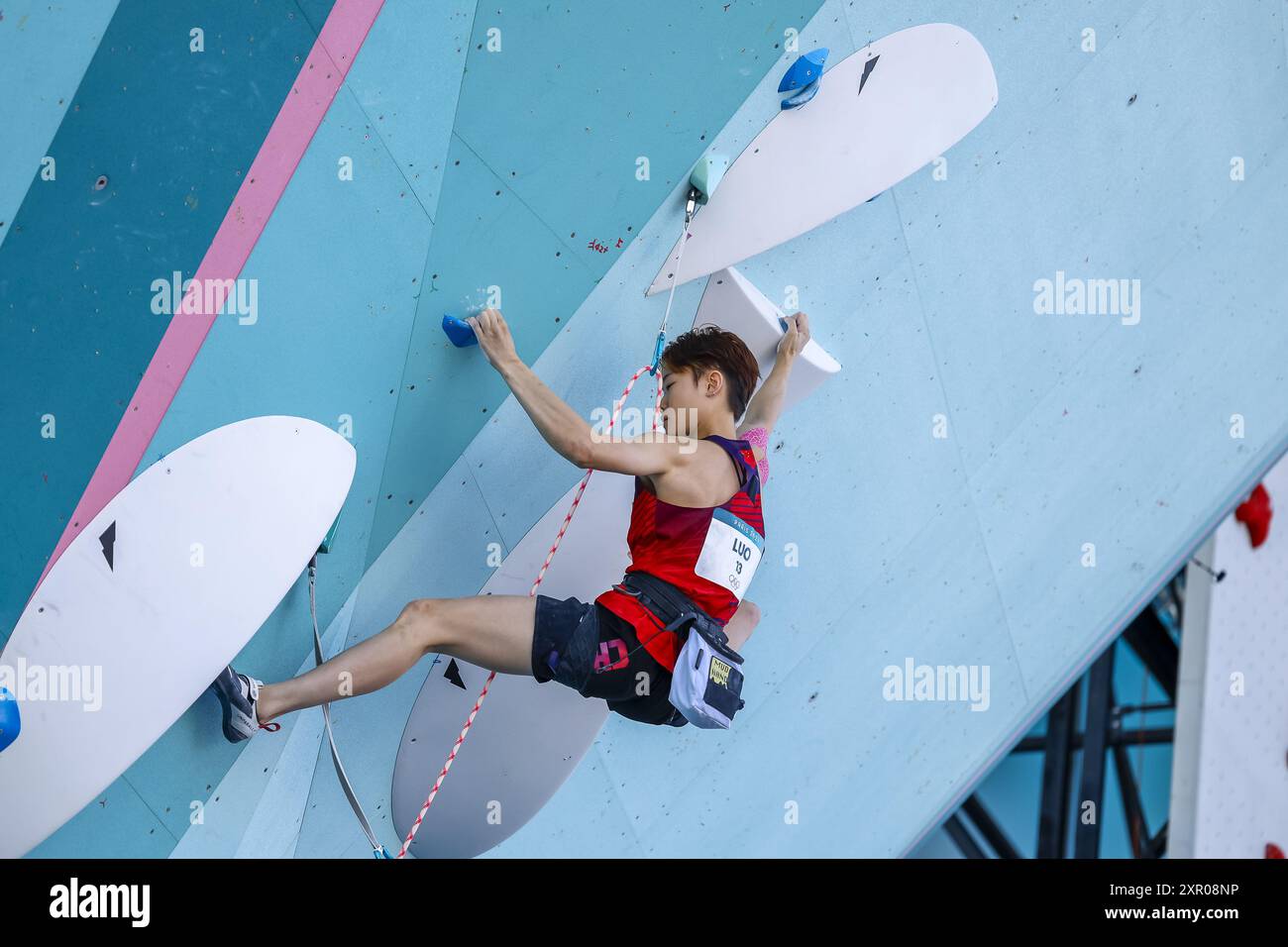 LUO Zhilu of People's Republic of China Climbing, Women's Boulder ...