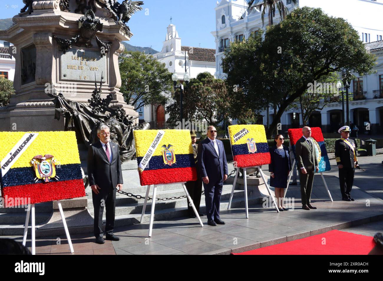 FLORAL OFFERING HEROES 10 AUGUST Quito, Thursday, August 9, 2024 Floral ...