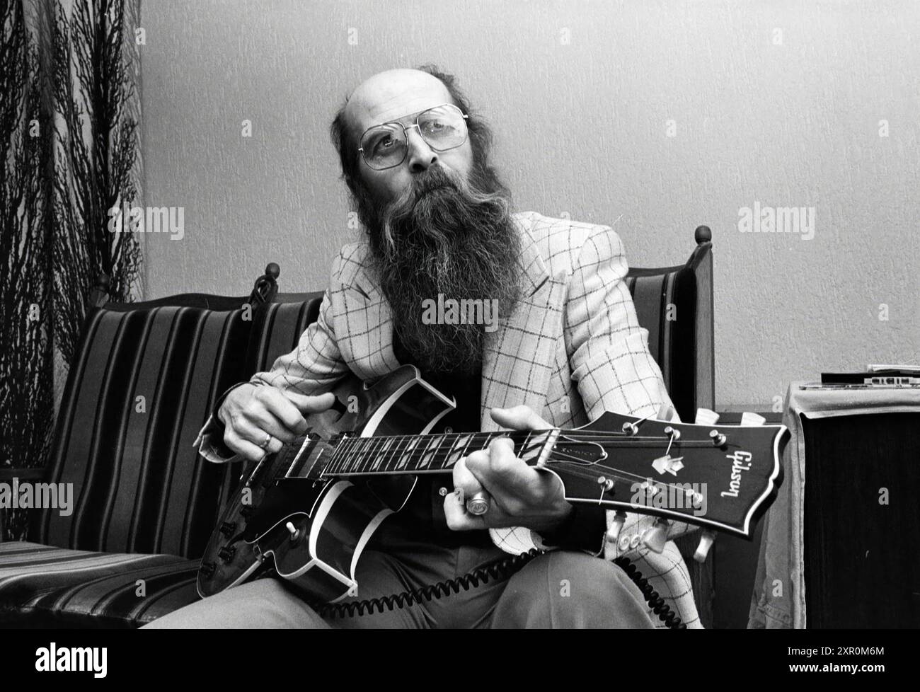 Pièrre Kartner Father Abraham, Persons singing and music, 02-11-1977 ...