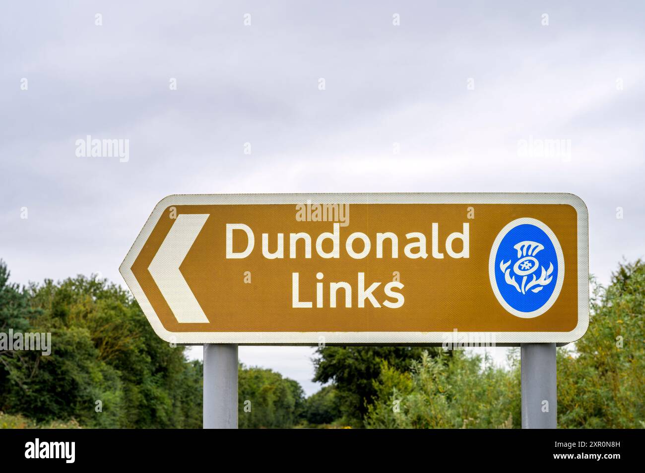 Golf course sign signs signage hi-res stock photography and images - Alamy