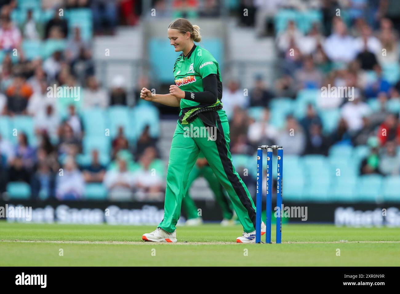 Cricket corteen coleman hi-res stock photography and images - Alamy