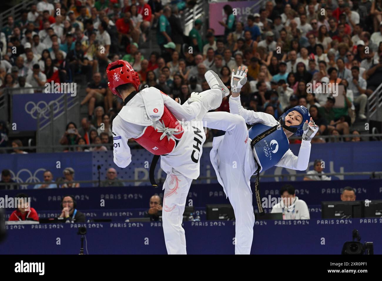 Maria Clara Pacheco of Brazil vs LUO Zongshi of China, Taekwondo, Women ...