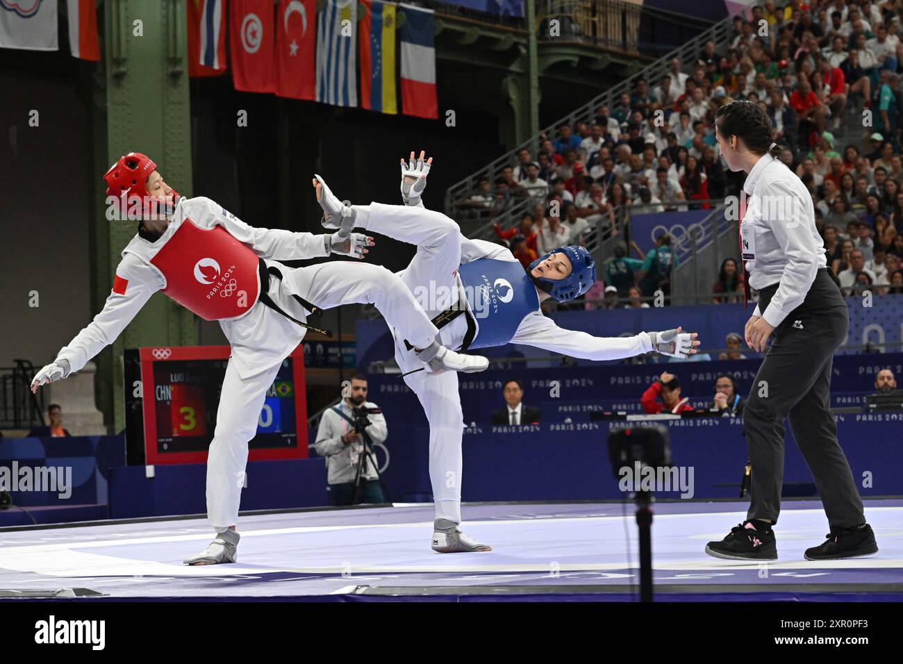 Maria Clara Pacheco of Brazil vs LUO Zongshi of China, Taekwondo, Women ...