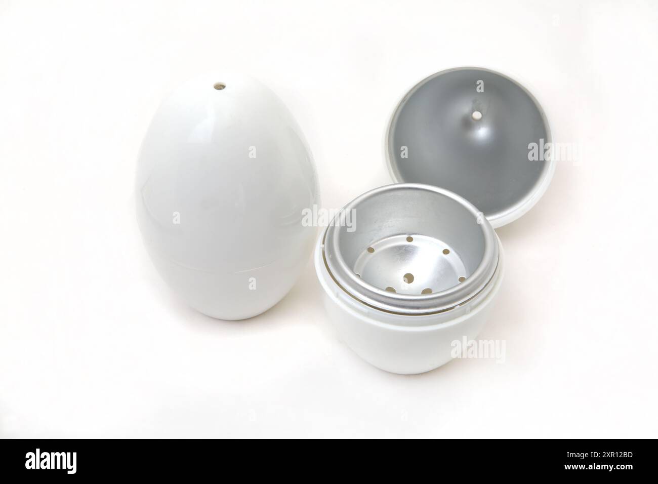Egg shape hi-res stock photography and images - Alamy
