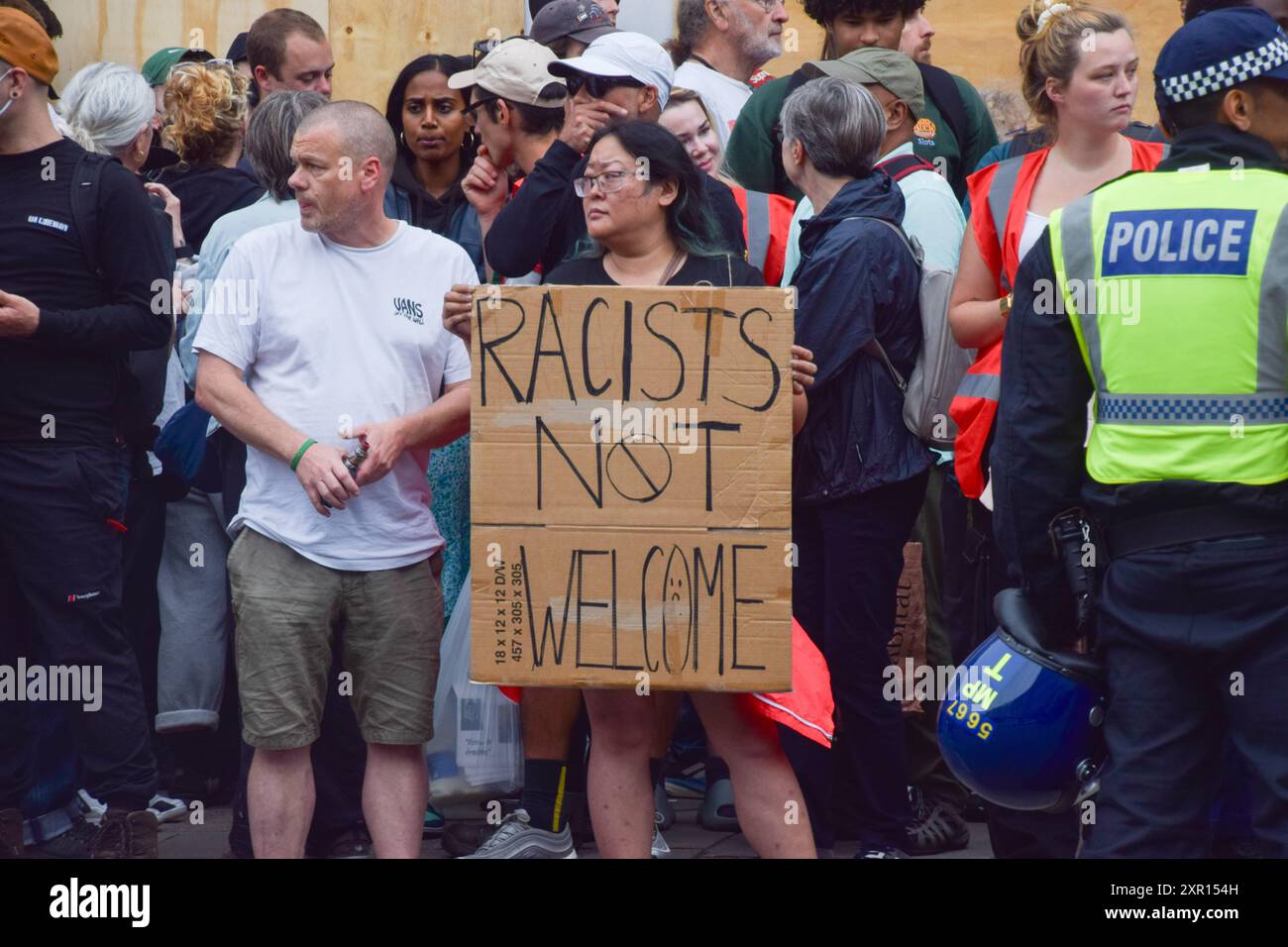 London, UK. 7th August 2024. Crowds gather for a rally against the far ...