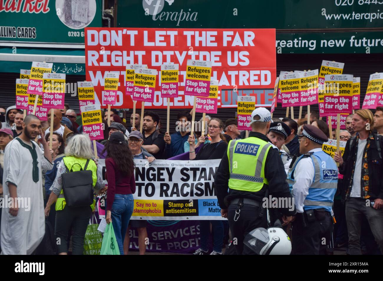 London, UK. 7th August 2024. Crowds gather for a rally against the far ...