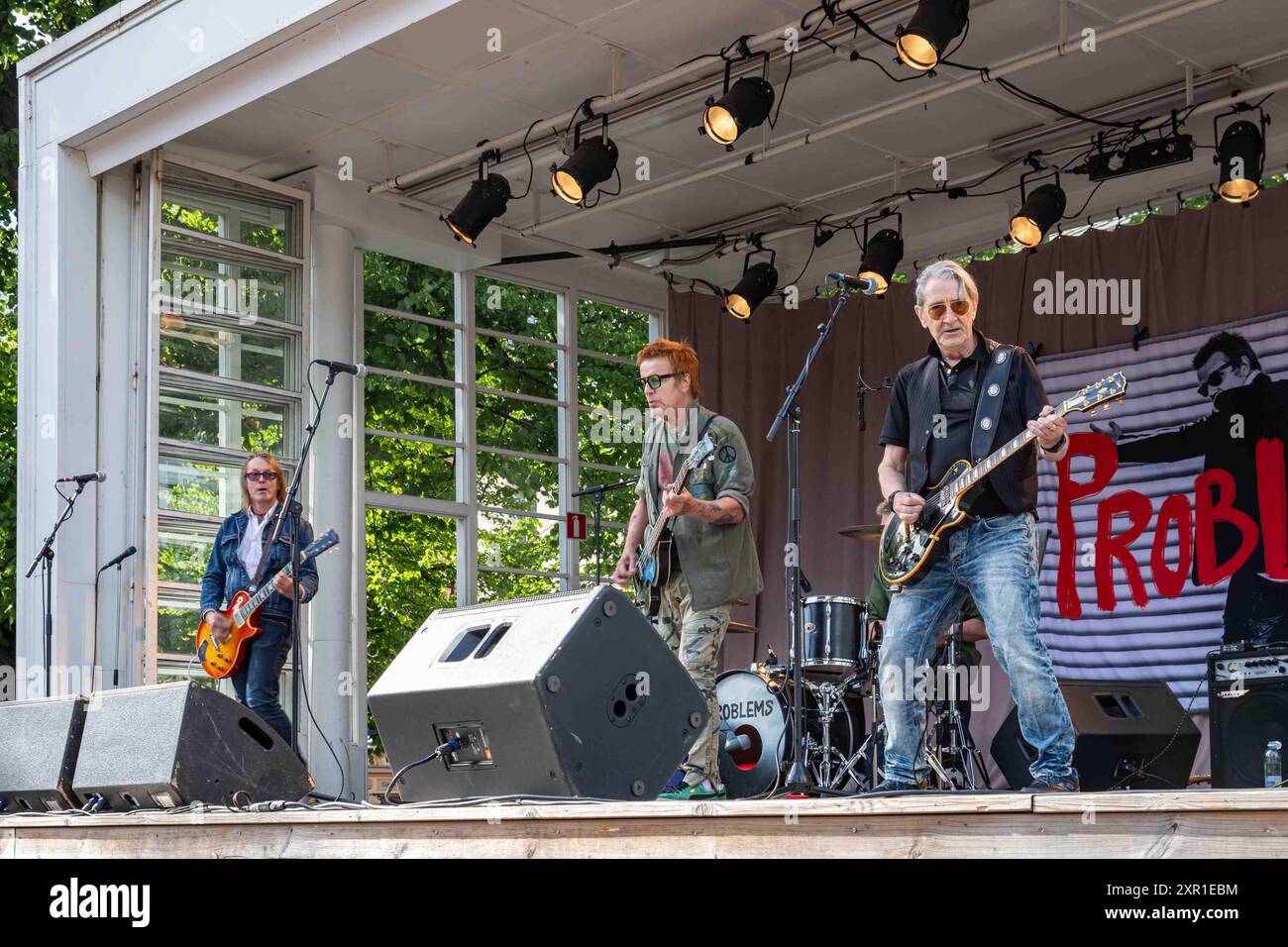Petri Peevo, Tumppi Varonen and Stefan Piesnack on Esplanade Park ...
