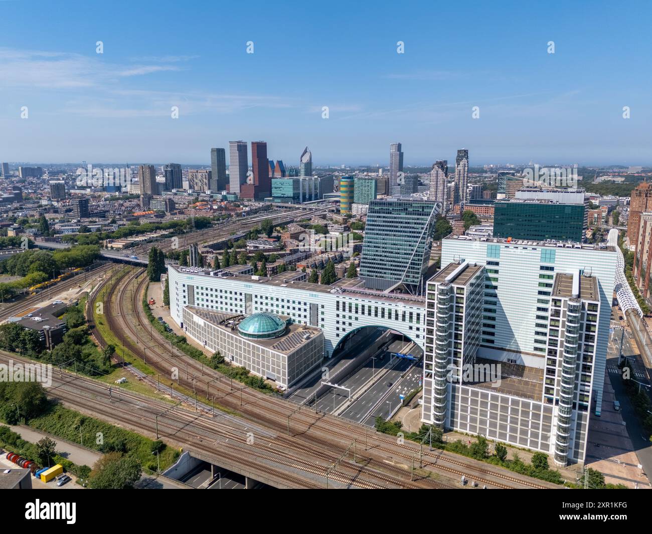 Den center hi-res stock photography and images - Alamy