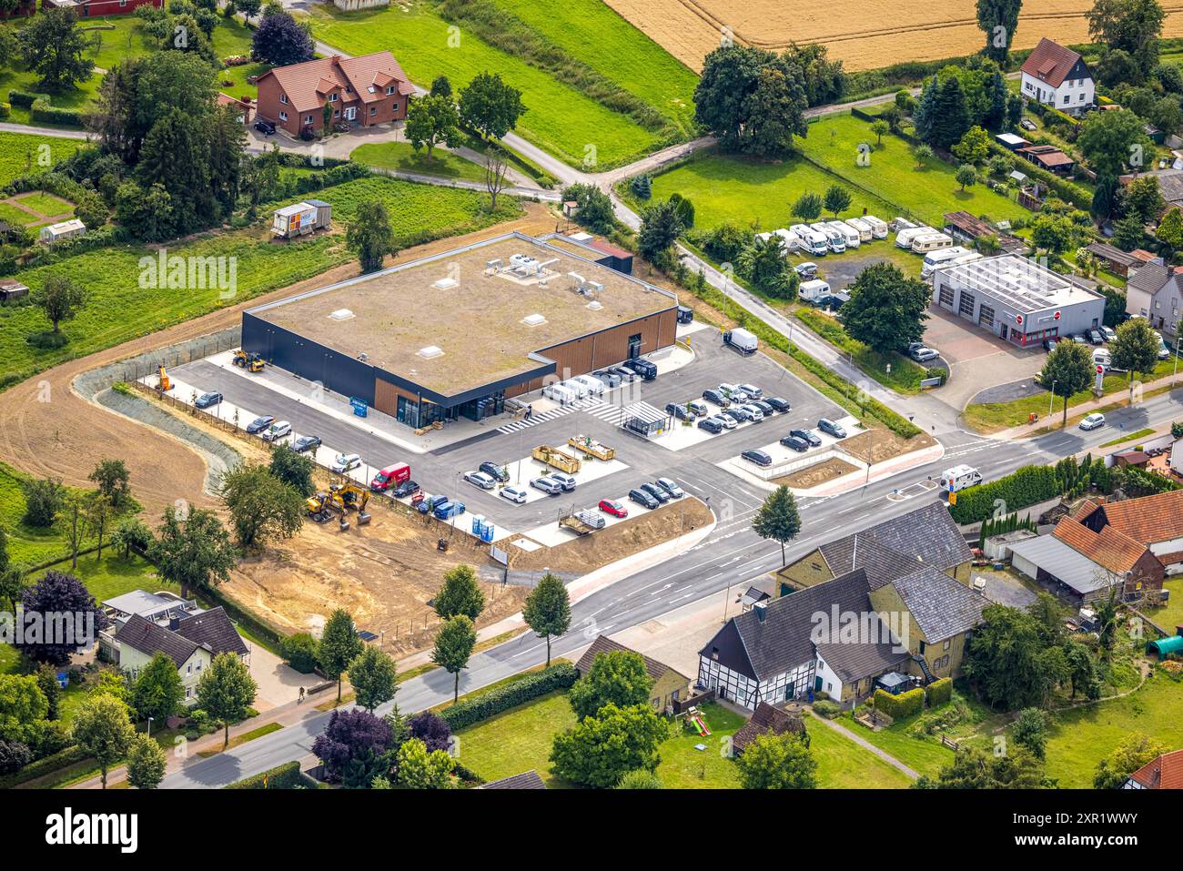 Heder supermarket hi-res stock photography and images - Alamy