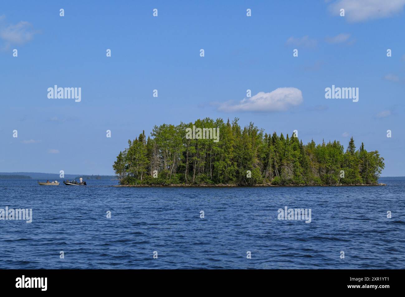 Mistassini lake hi-res stock photography and images - Alamy