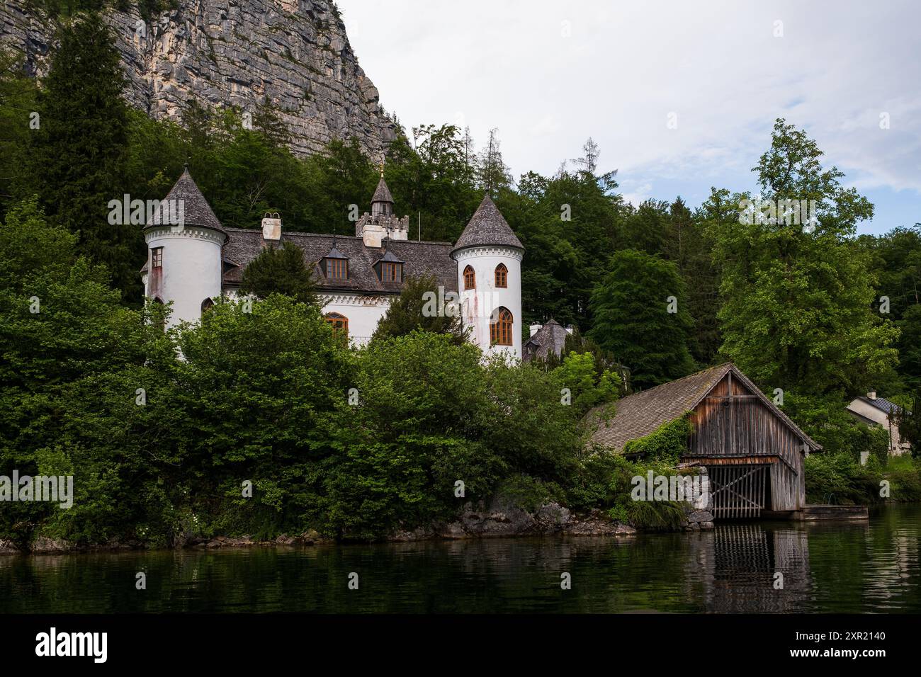 View of Grub Castle on the eastern shore of Lake Hallstatt in Austria ...