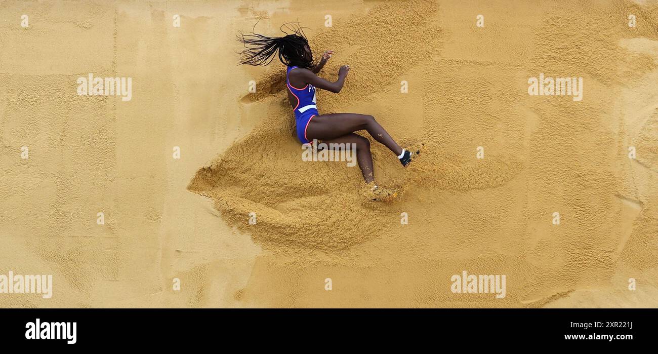 Hilary kpatcha paris hi-res stock photography and images - Alamy