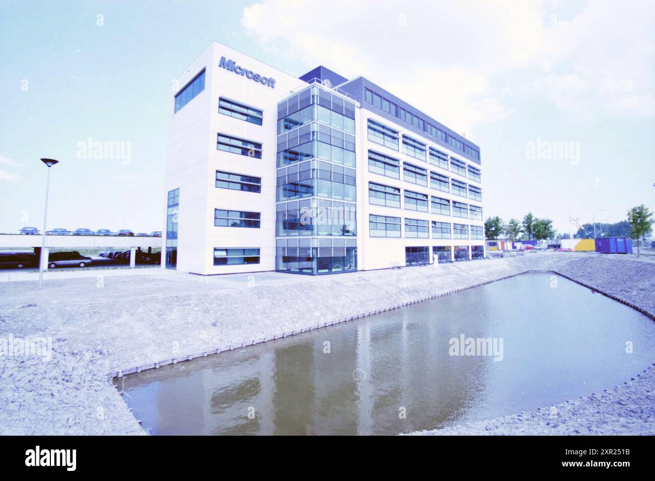 Microsoft 1998 hi-res stock photography and images - Alamy