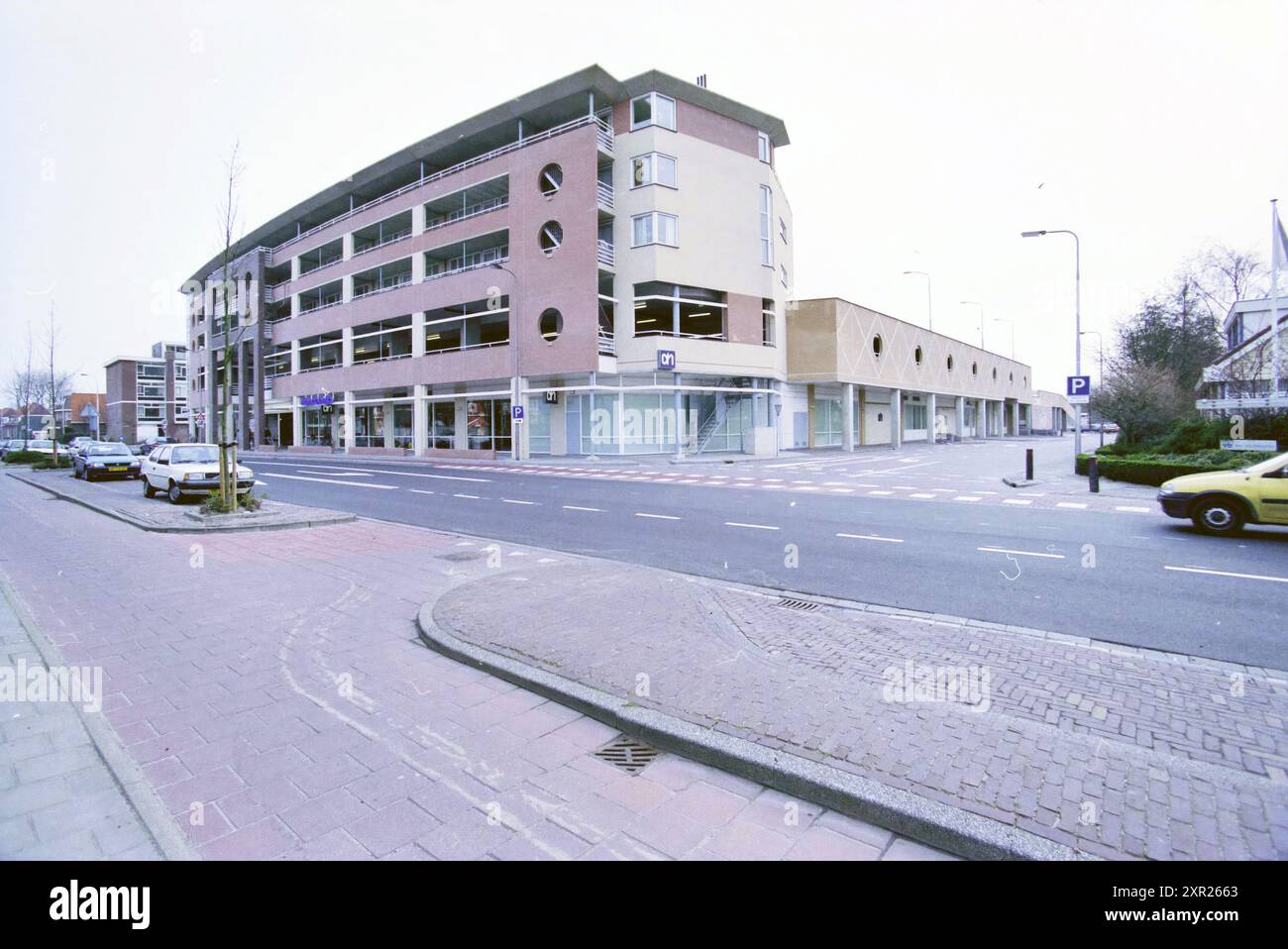 Lisse shopping center hi-res stock photography and images - Alamy