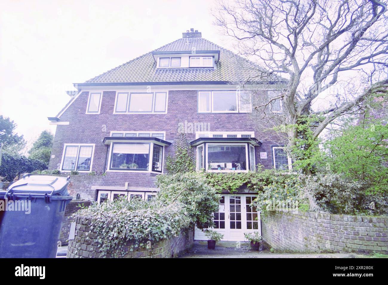 House trantz molter hi-res stock photography and images - Alamy