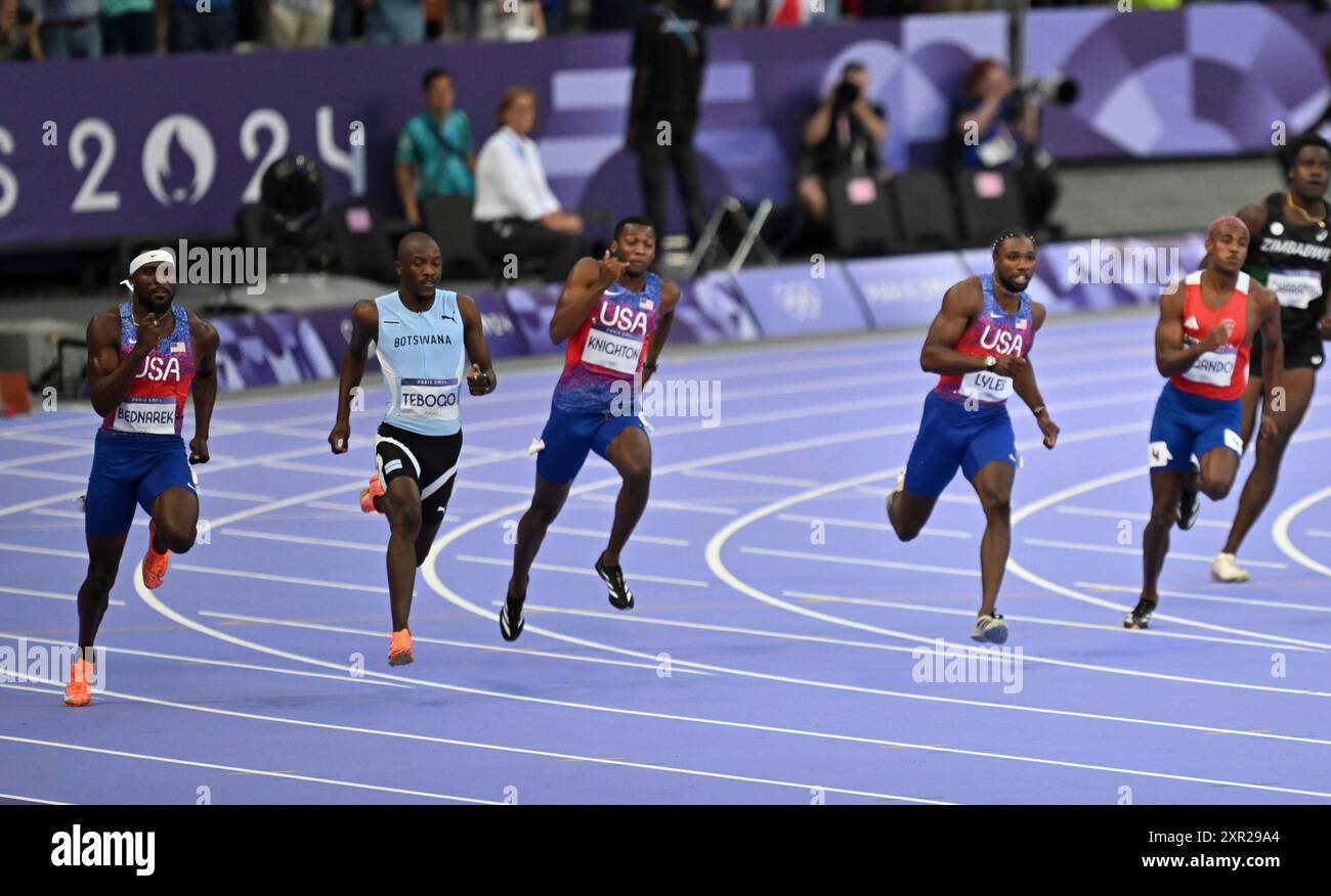 TEBOGO Letsile of Botswana (2nd from L) competes during the men's ...