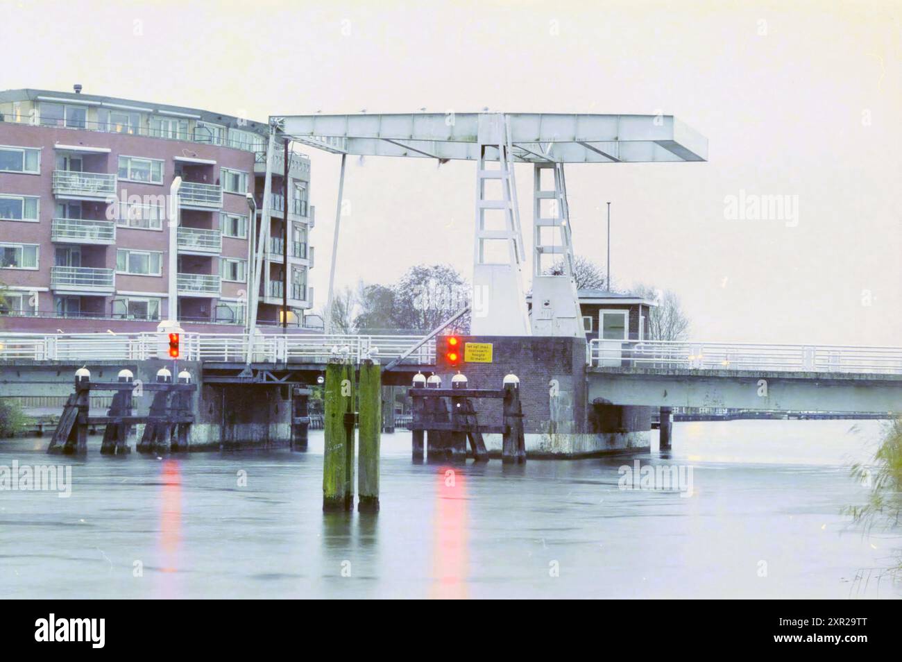 Halfweg bridge hi-res stock photography and images - Alamy