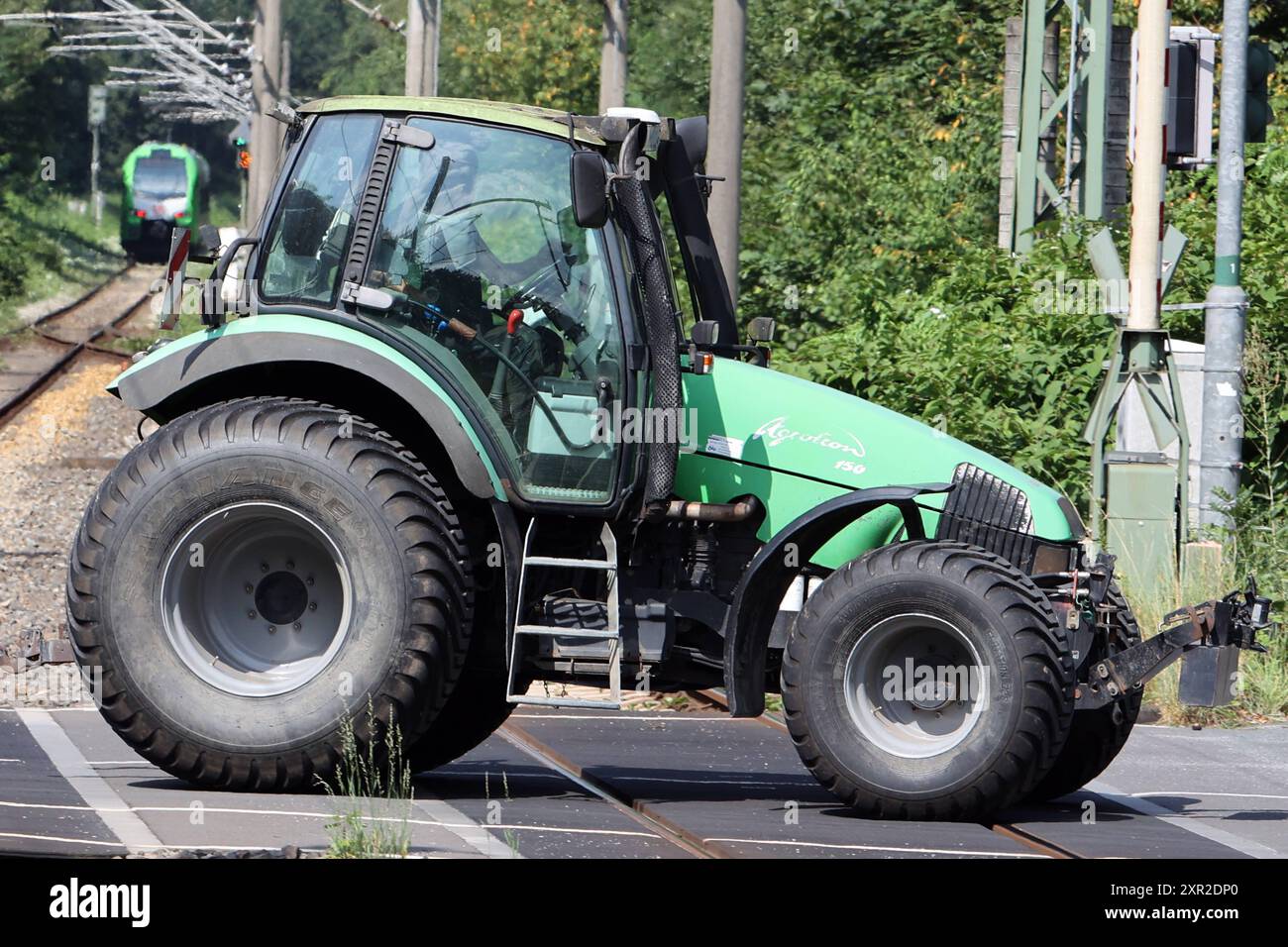 Traktor zug hi-res stock photography and images - Alamy