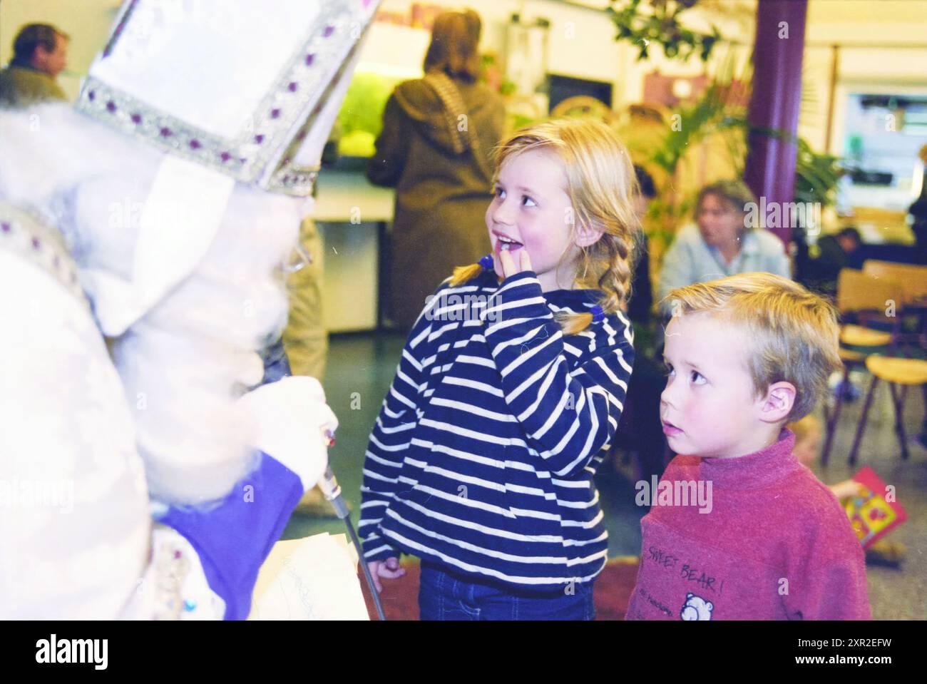 Sinterklaas on the newspaper, Haarlem, Oudeweg, Nederland, 30-11-1999, Whizgle Dutch News ...
