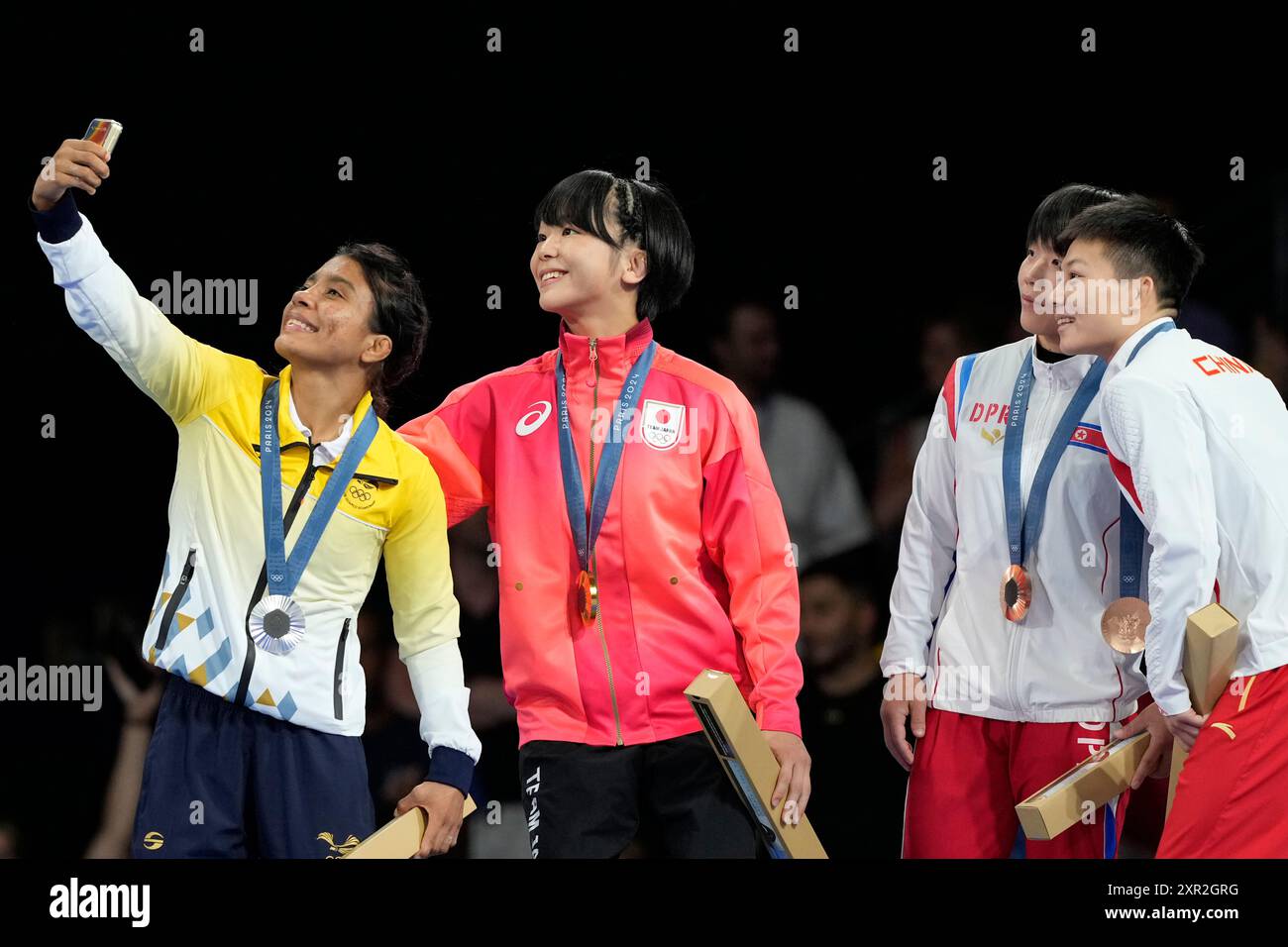 Medalists, from left, Ecuador's Lucia Yamileth Yepez Guzman, silver ...