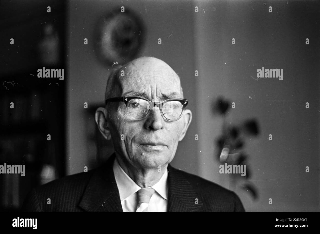 Jan Strijbos, Portraits, 08-03-1961, Whizgle Dutch News: Historic ...