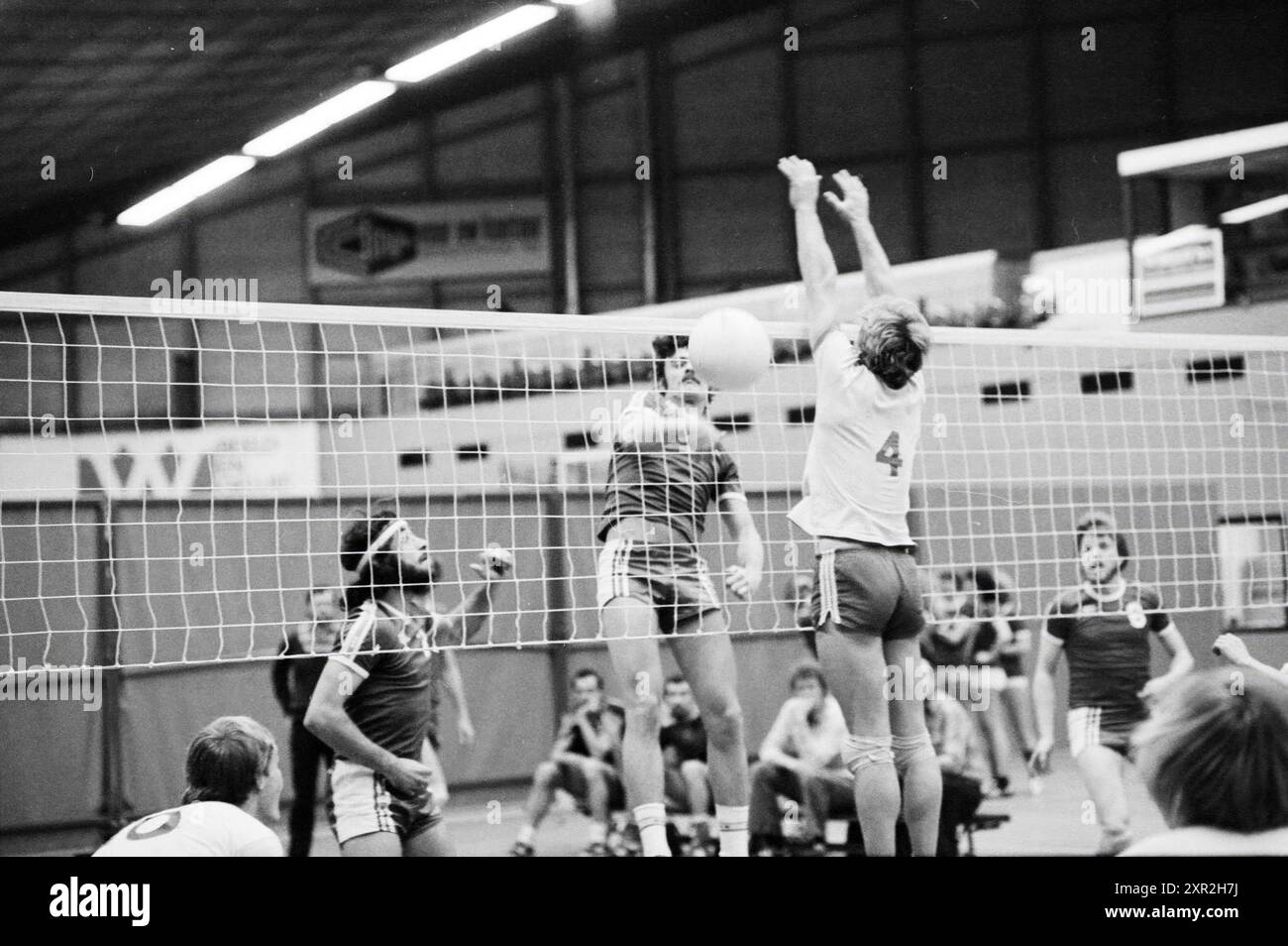 Volleyball ovra hi-res stock photography and images - Alamy