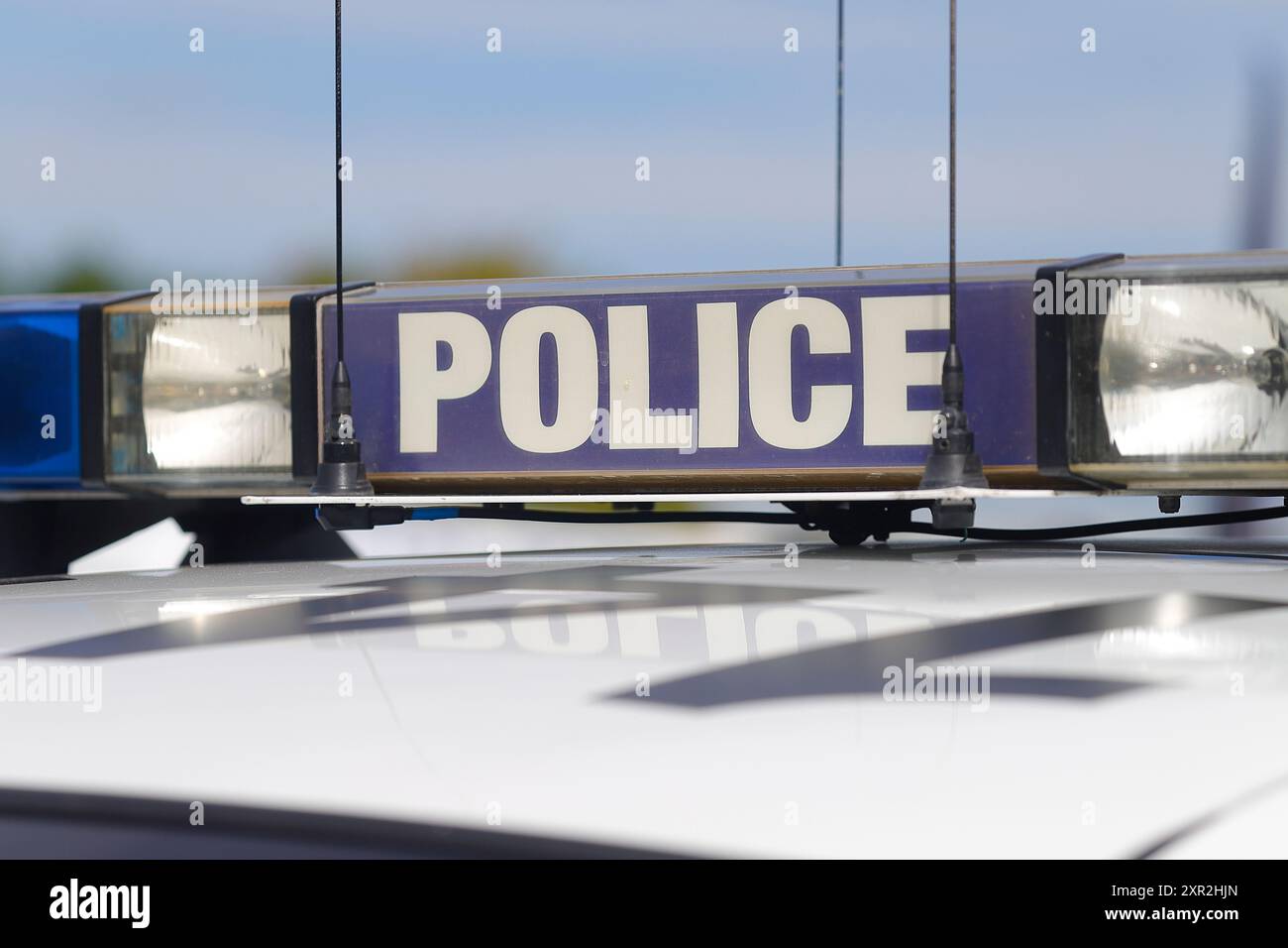 Emergency blue lights hi-res stock photography and images - Alamy