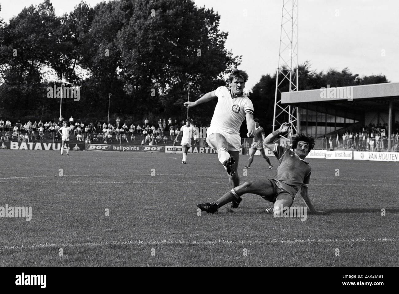 Telstar - Vitesse, Football Telstar, 29-08-1981 Stock Photo - Alamy