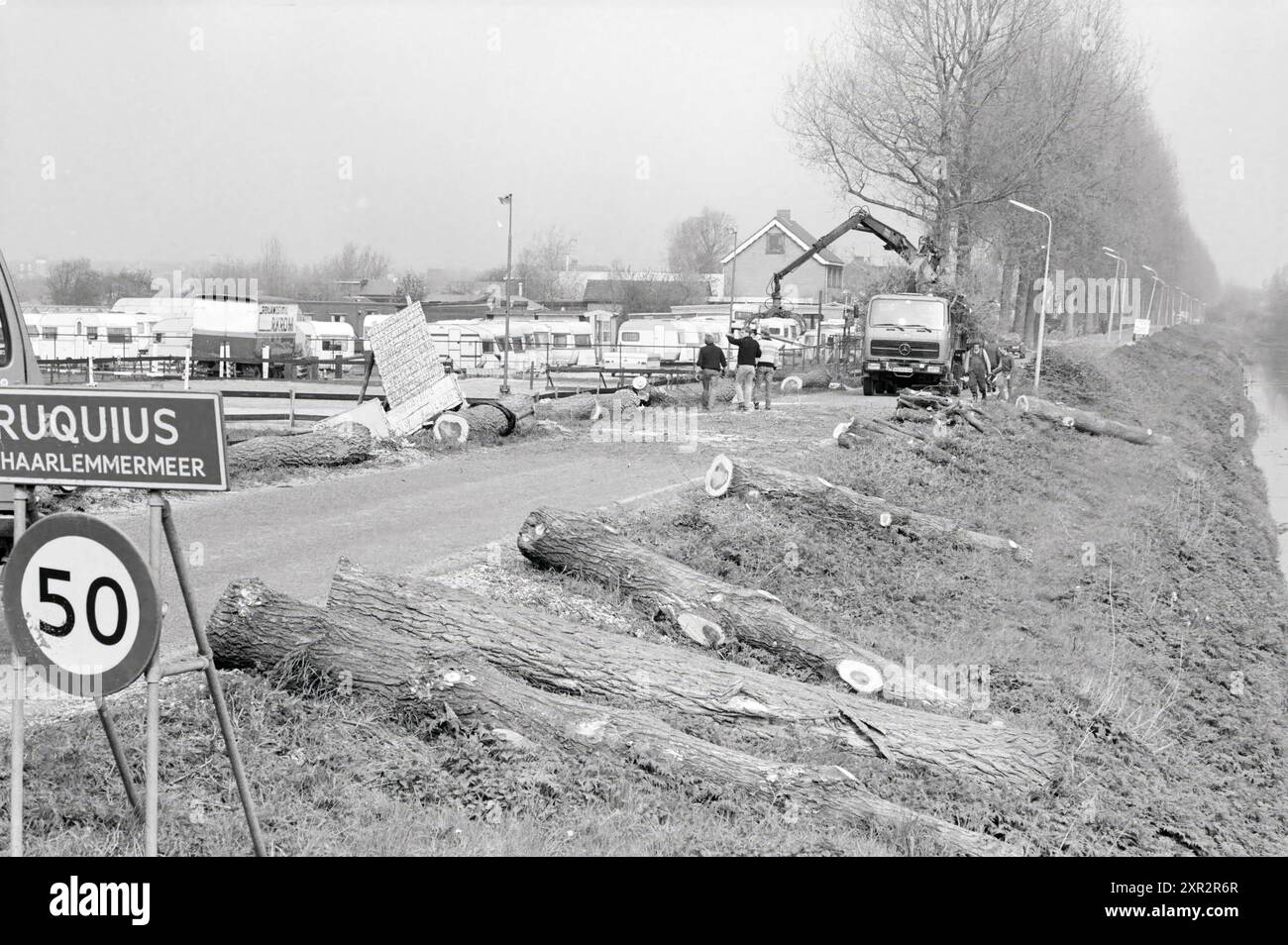 Oude kruisweg hi-res stock photography and images - Alamy