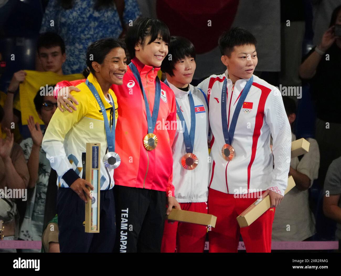 (L to R) Ecuador's YEPEZ GUZMAN Lucia Yamileth, silver, Japan's ...
