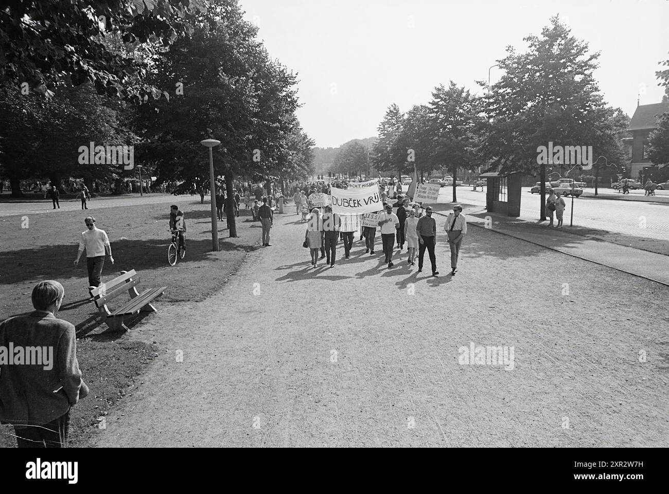 24 08 1968 hi-res stock photography and images - Alamy