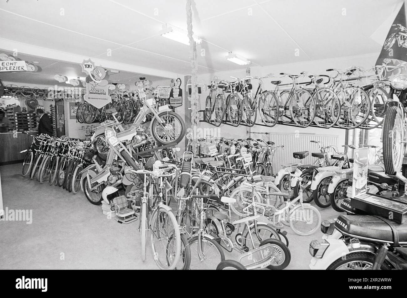 Bicycle shop interior, Whizgle Dutch News: Historic Images Tailored for ...