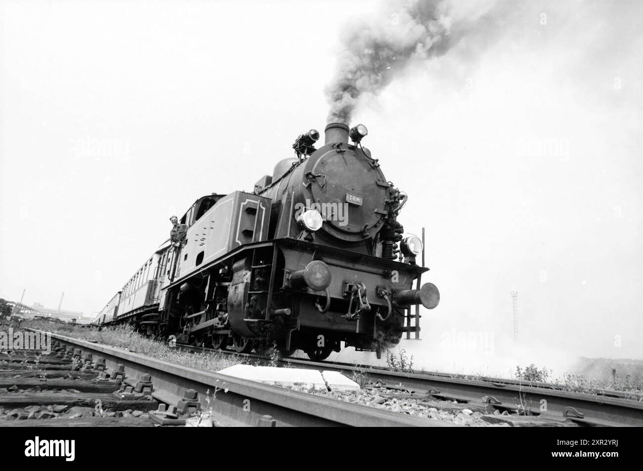 Steam locomotive blast furnaces with children Speliade, Speliade ...