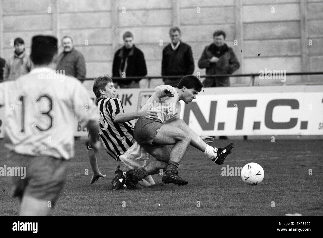 DSOV - De Brug, Football, 25-11-1989, Whizgle Dutch News: Historic ...