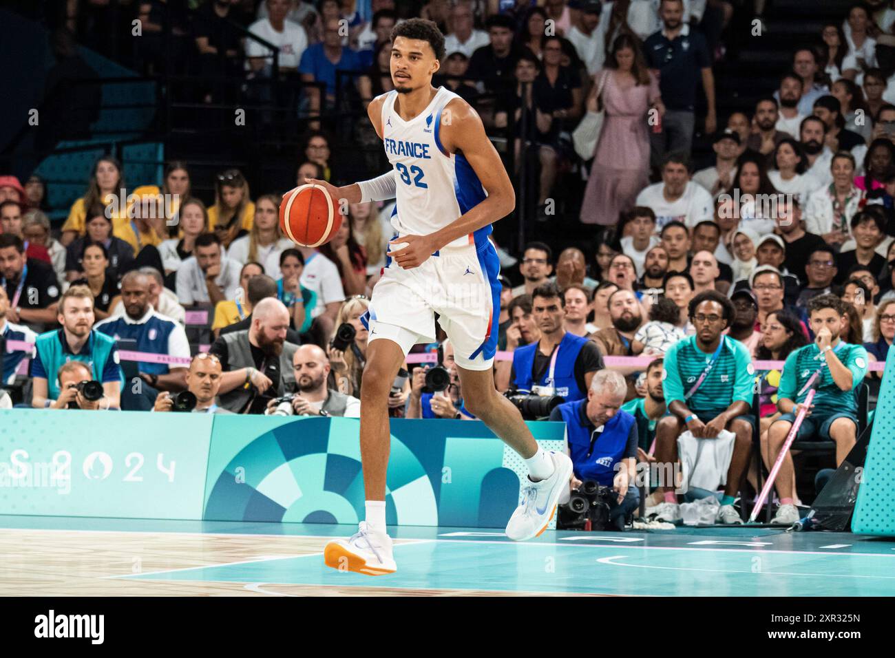 Victor Wembanyama ( 32 - France), Basketball, Men's Semifinal during ...