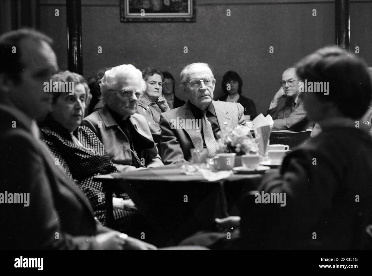 V y n hi-res stock photography and images - Alamy