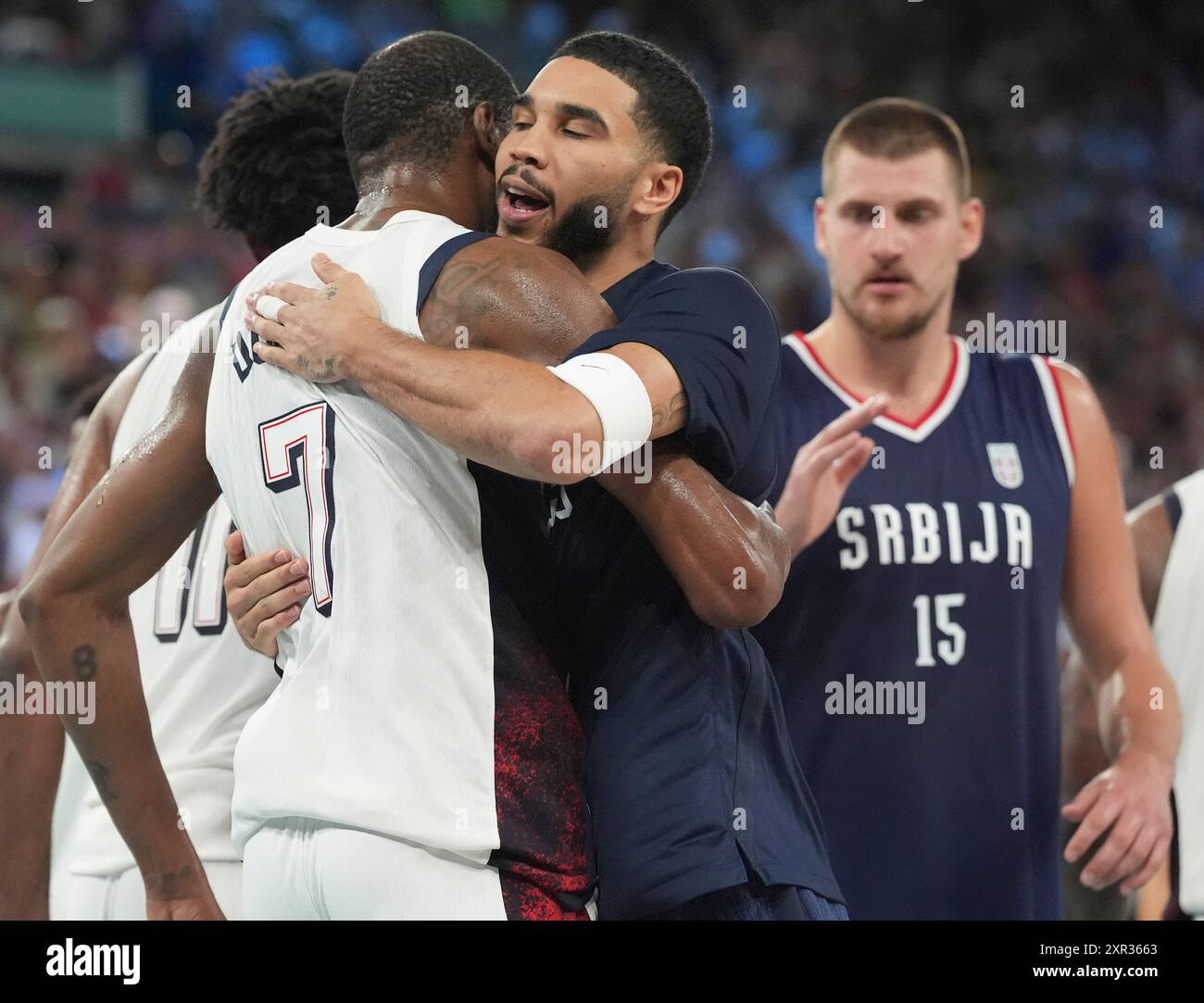 Paris, France. 08th Aug, 2024. USA's Kevin Durant (7) hugs Jayson Tatum ...