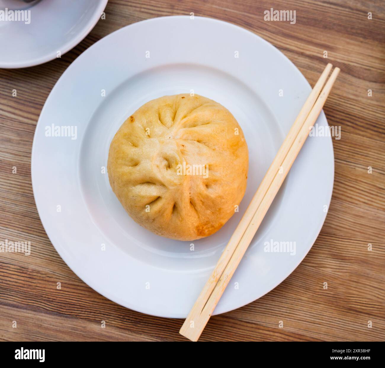 Steamed soft buns - traditional Chinese dish pan chino Stock Photo - Alamy