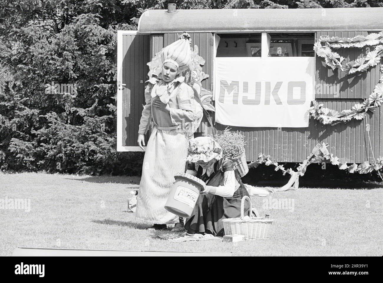 Children's puppet theater Mijko Open-air theatre, Open-air theatre ...
