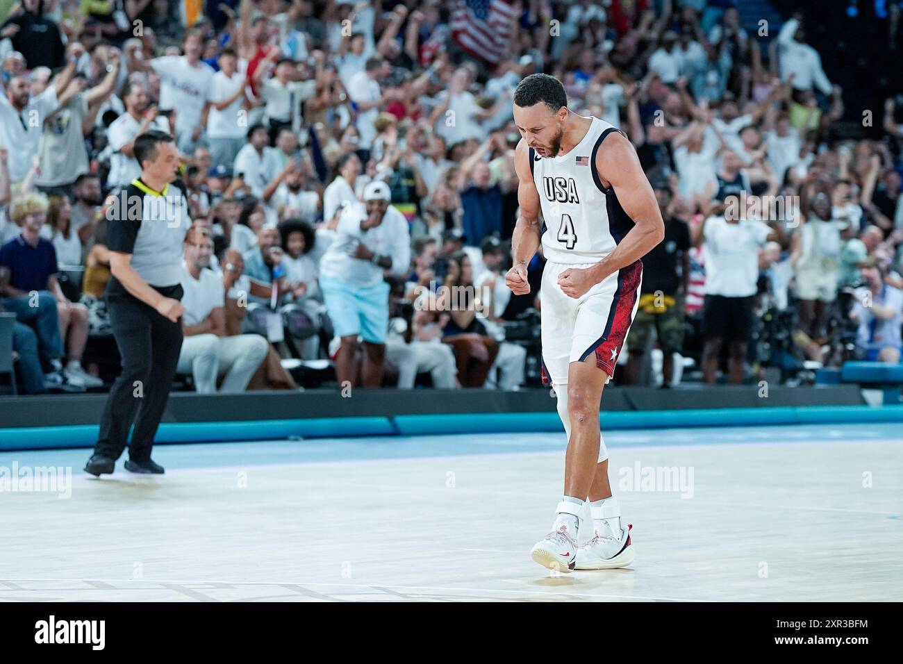 Paris, France. 08th Aug, 2024. PARIS, FRANCE - AUGUST 8: Stephen Curry ...