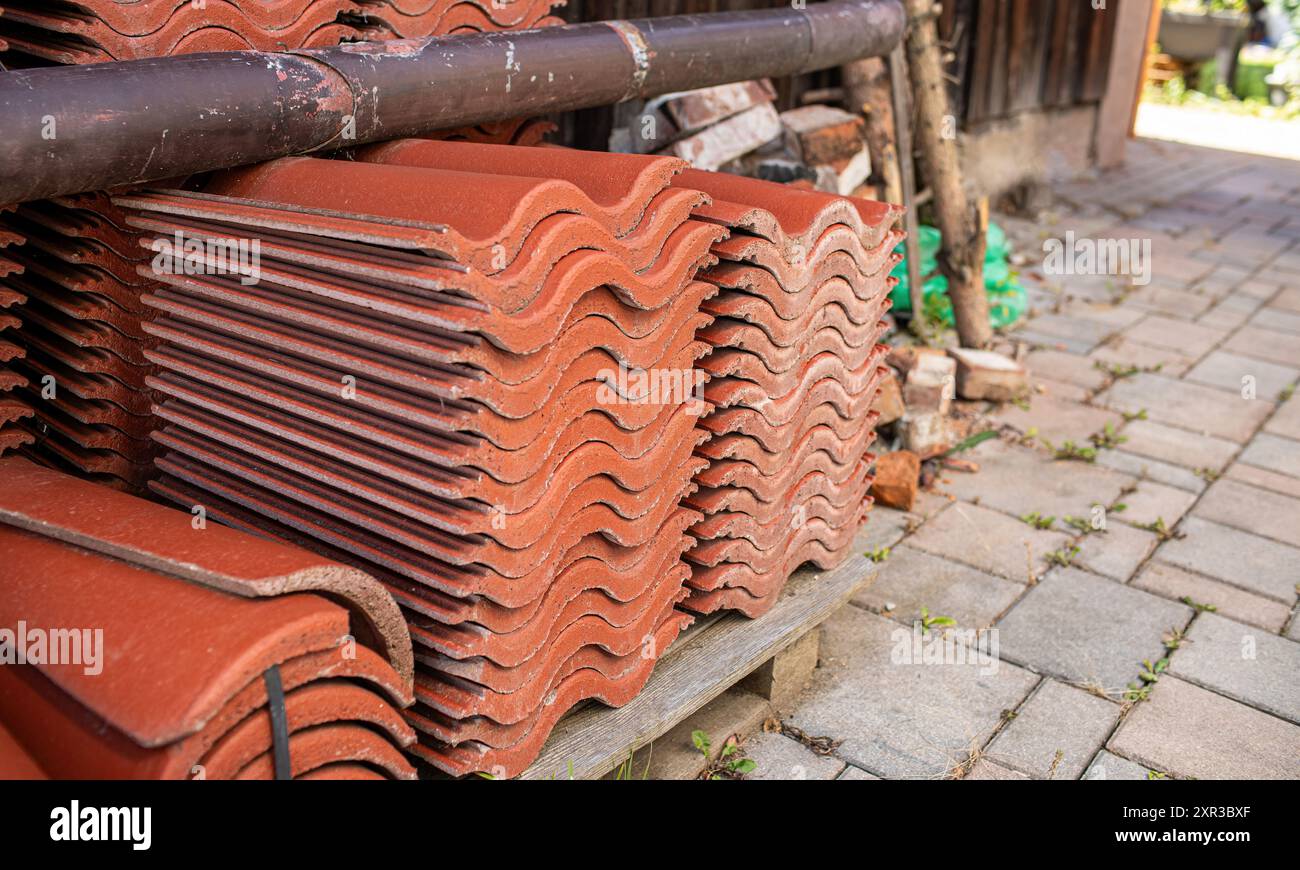 Ceramic tiles high quality hi-res stock photography and images - Alamy