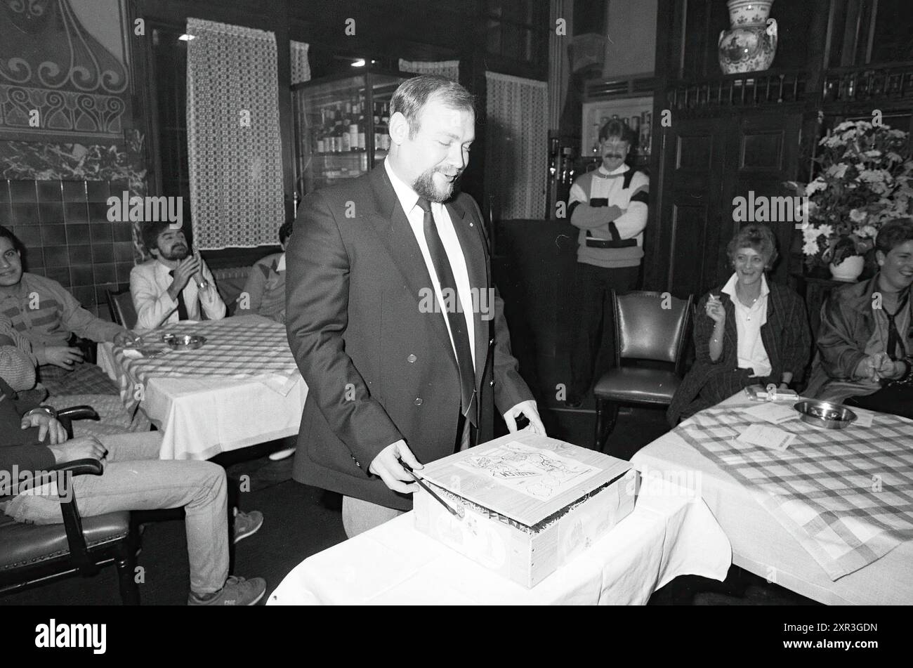 Farewell Mr. Diender restaurant Haarlem, Restaurant, Station, Haarlem ...