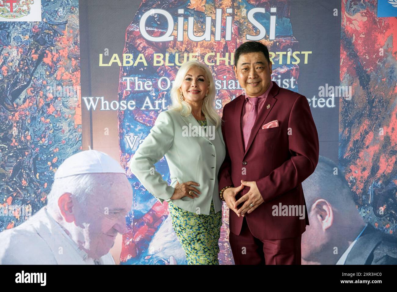 Princess Karen Cantrell & Joey Zhou TV Host Stock Photo - Alamy