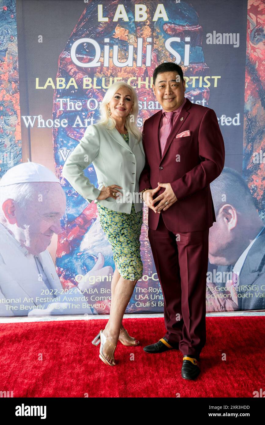 Princess Karen Cantrell & Joey Zhou TV Host Stock Photo - Alamy