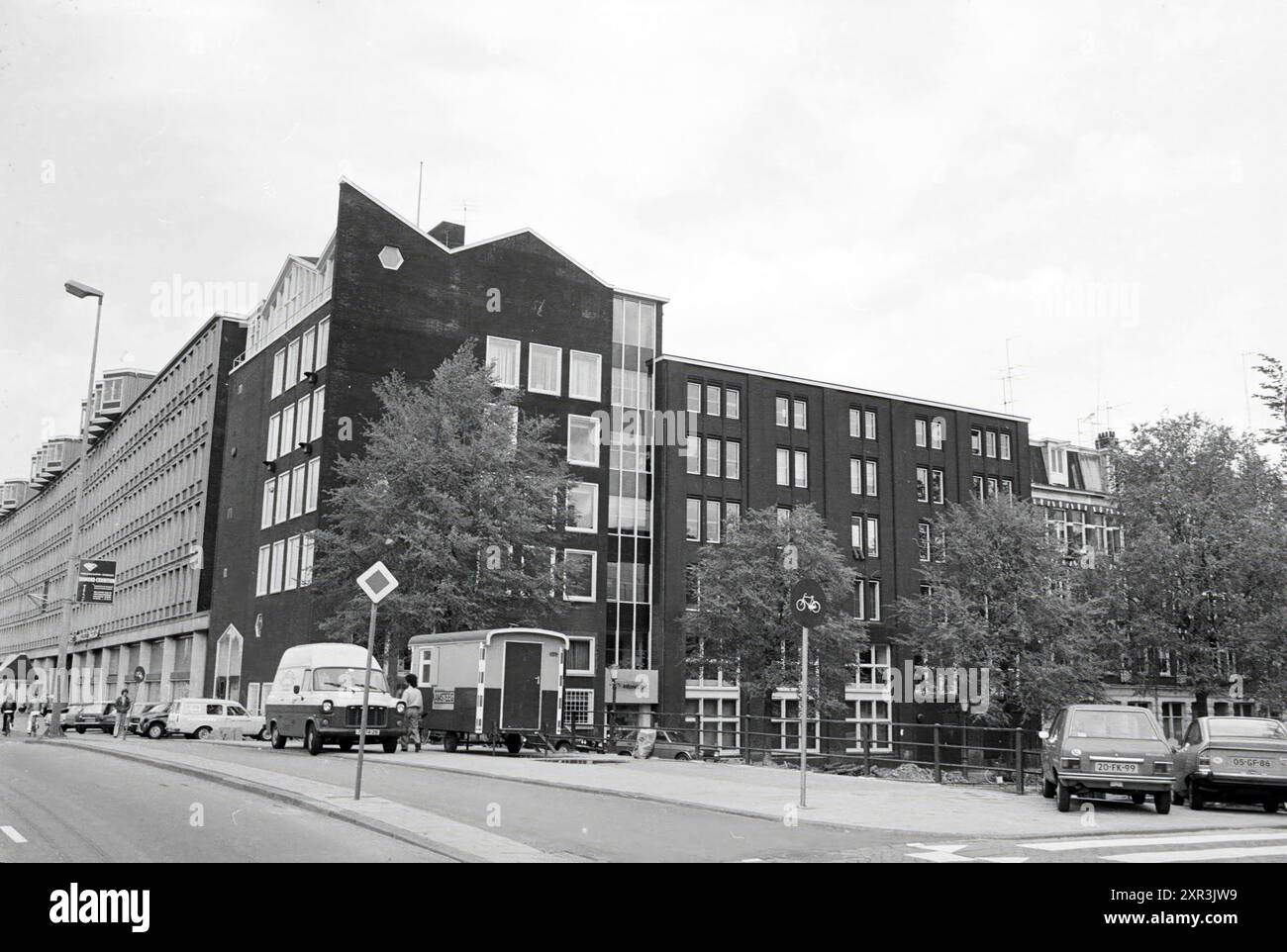 Infonet building hi-res stock photography and images - Alamy