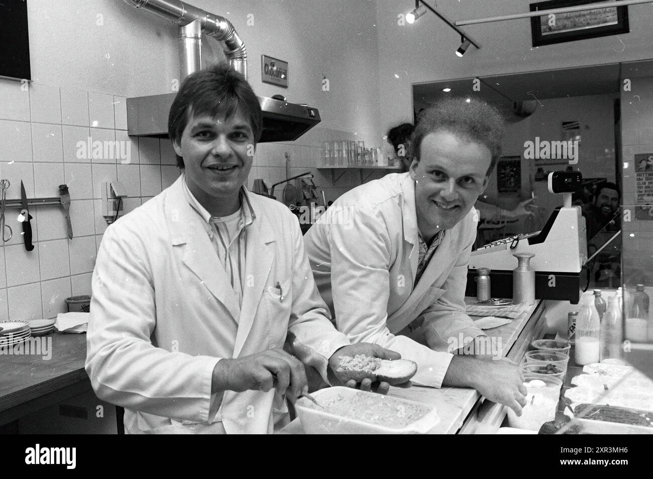 Portrait of Henk Dondervoort with colleague, behind the snack bar ...