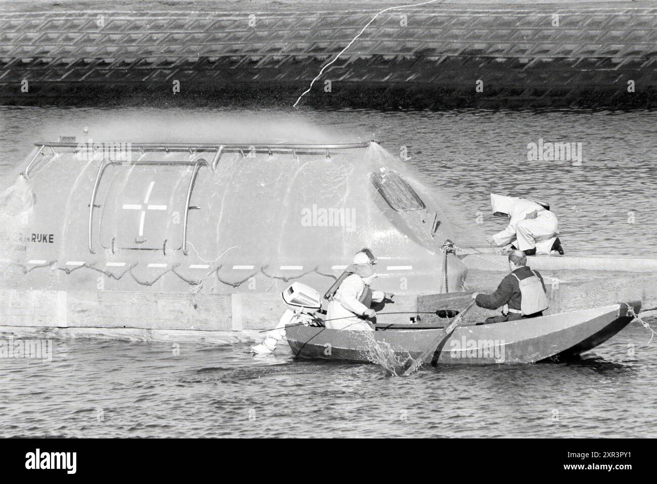 Lifeboat presentation Mulder and Rijke, Mulder and Rijke, Rescue ...