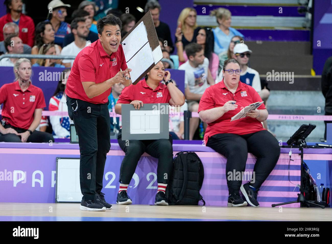 Paris, France. 08th Aug, 2024. PARIS, FRANCE - AUGUST 8: assistant ...
