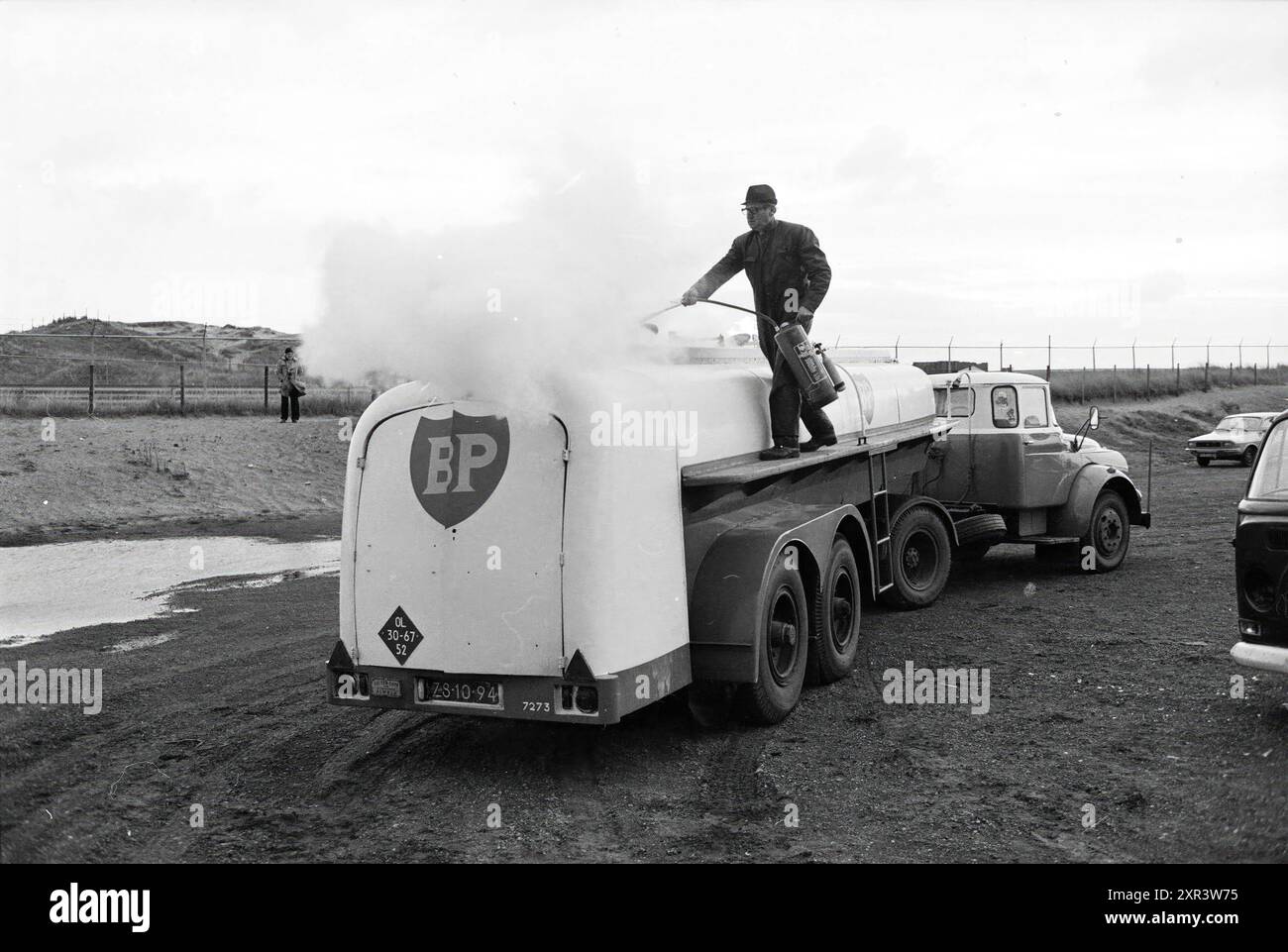 Fire demonstration circuit Zandvoort with Pieter van. Vollenhove and ...