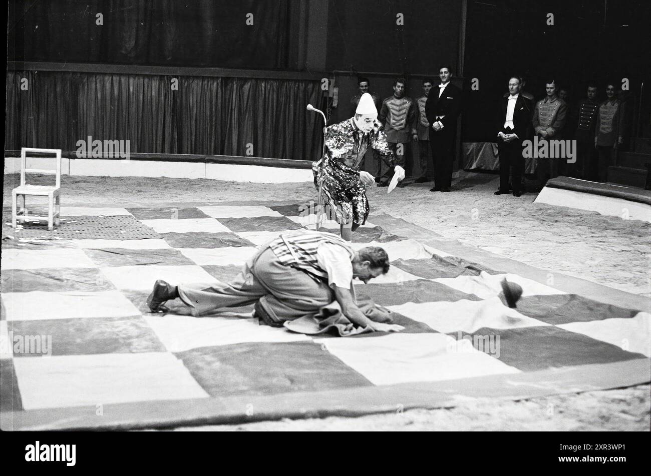 Circus Althoff, Circus, 28-12-1962, Whizgle Dutch News: Historic Images ...
